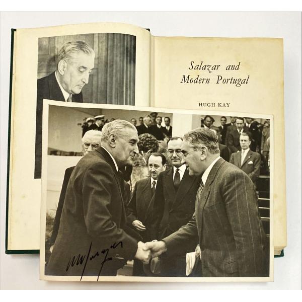 KAY, Hugh. - SALAZAR AND MODERN PORTUGAL. | Vicente leilões